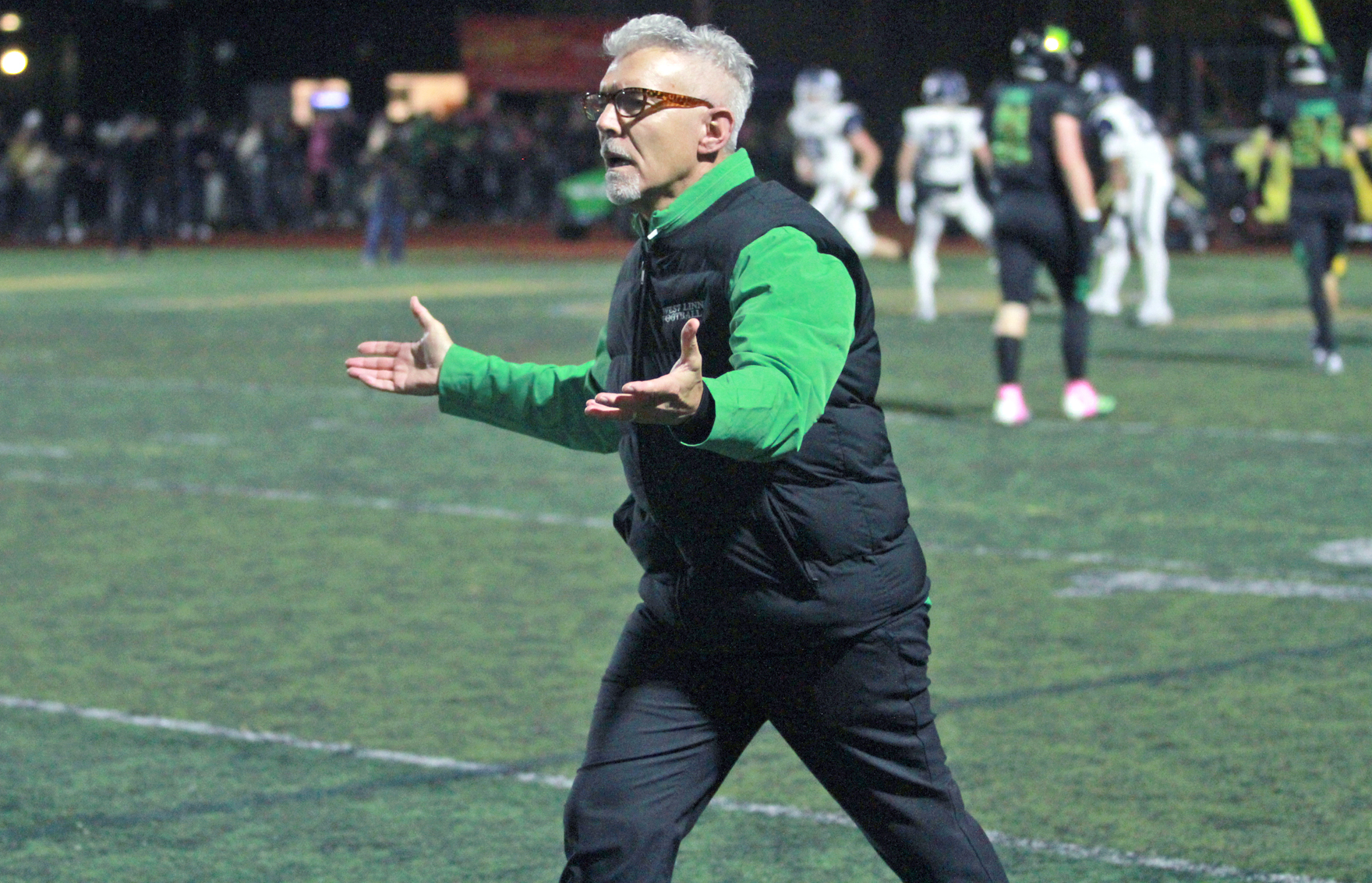 Jon Eagle preps for final season with West Linn football | West Linn ...