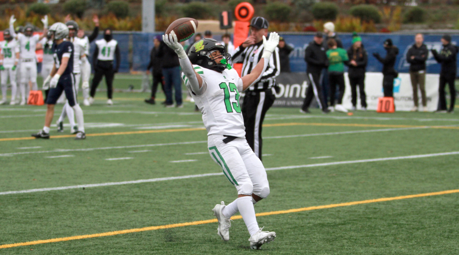 West Linn football preps for Kamehameha in 2025 opener | West Linn Tidings