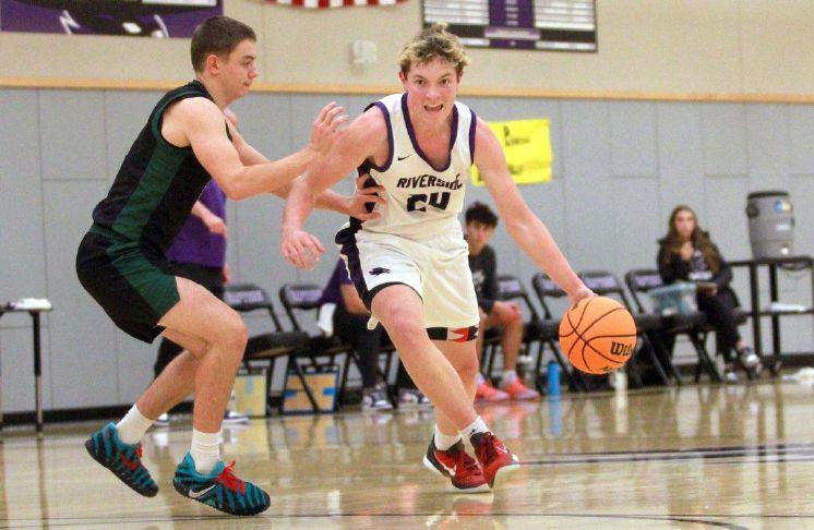 Riverside boys hoop wins first in Lewis & Clark League | West Linn Tidings